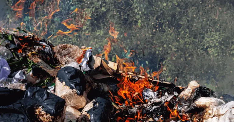 3 ways on how to burn plastic safely at home