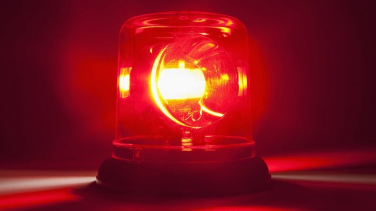 Fire Alarm Flashing But No Sound: Causes & Solutions – Fire safety support