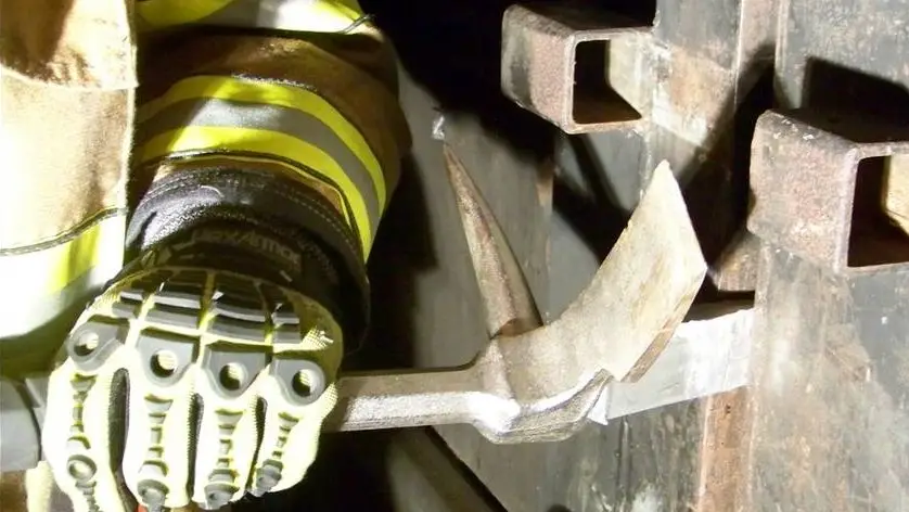 Hooligan Tool vs Halligan Tool: Clearing the Confusion – Fire safety ...